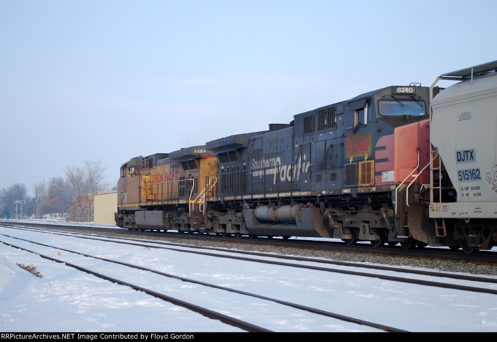 UP 6240 on westbound shuttle train
